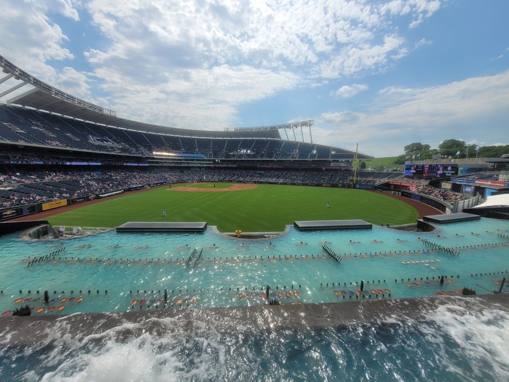 The Great Ballpark Chase: Fountains & Waterfalls – The Sports Fan Project